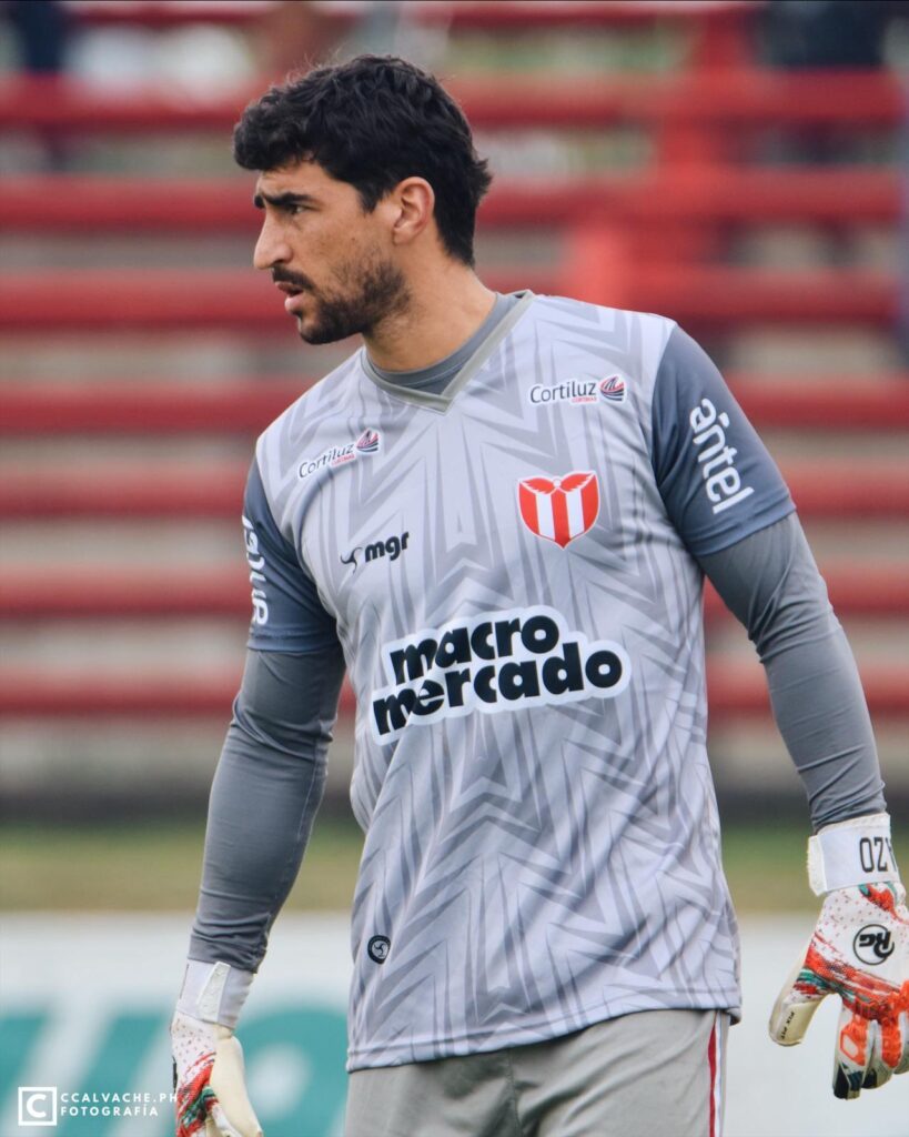 Histórico y sin piedad River Plate goleó en Melo y canto lotería 5-0 frente a Cerro Largo, que ...